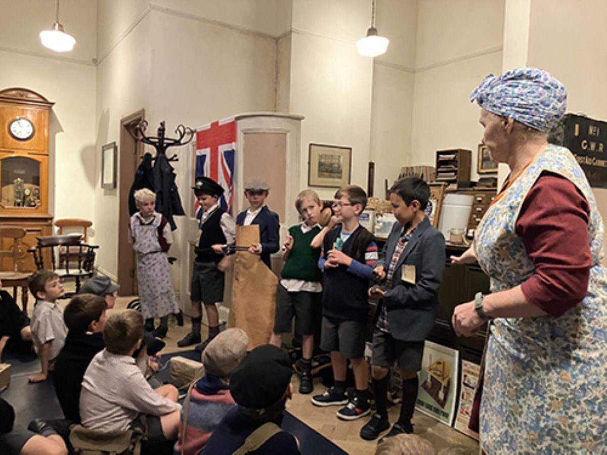 Year 4 Trip to the STEAM Museum | News | Moulsford Prep School